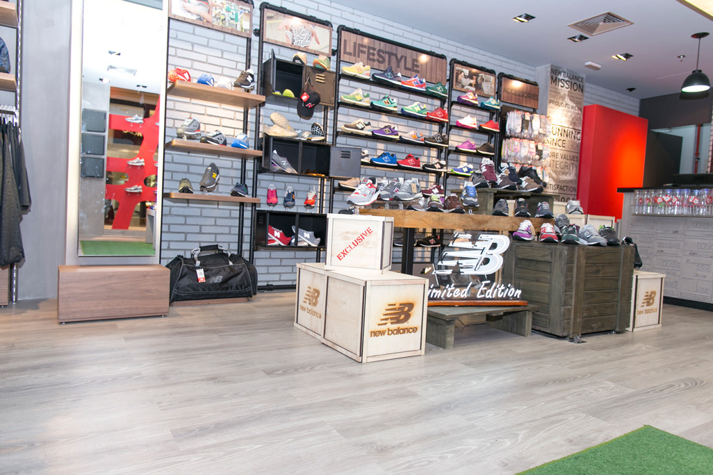 Piso Vinílico Revitech Natural Vision Wood Heavy | A TERRA Decorações