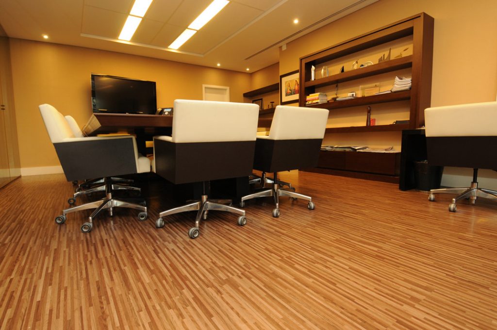 Piso Vinílico Revitech Ecoidea Wood | A TERRA Decorações